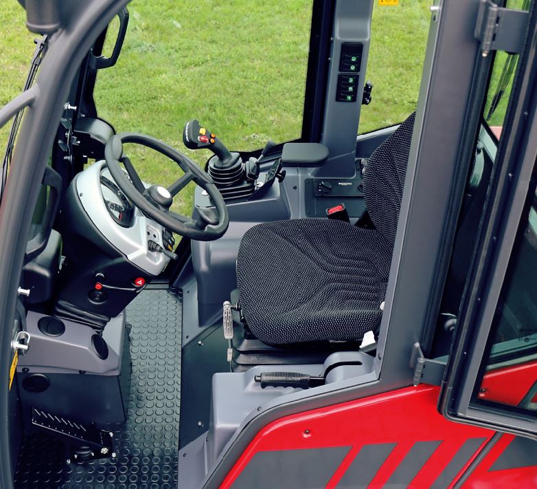 Minto Ag | Schaffer 4670T Loader